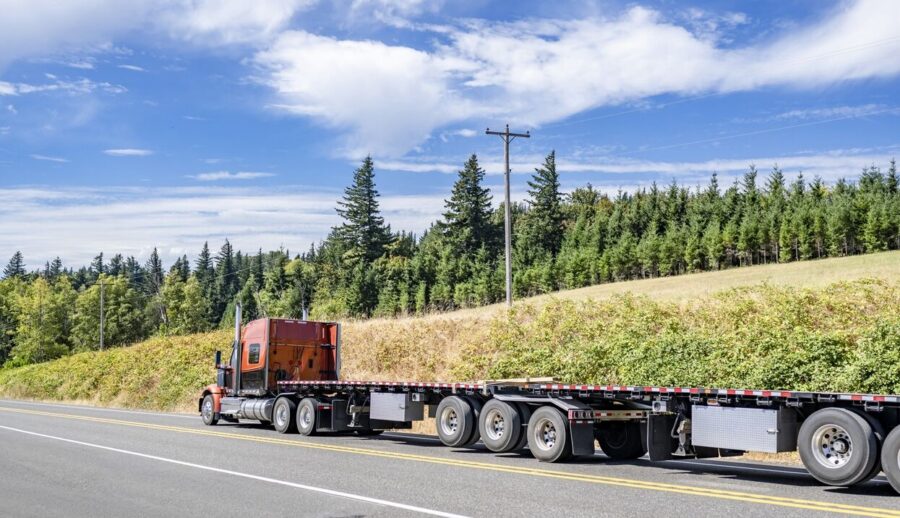 10 Most Common Types of Flatbed Freight | Flatbed Shipping